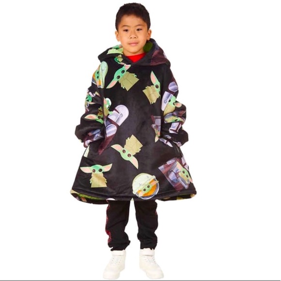 Star Wars | Shirts & Tops | Nwt Star Wars Kids Oversized Hoodie Winter ...